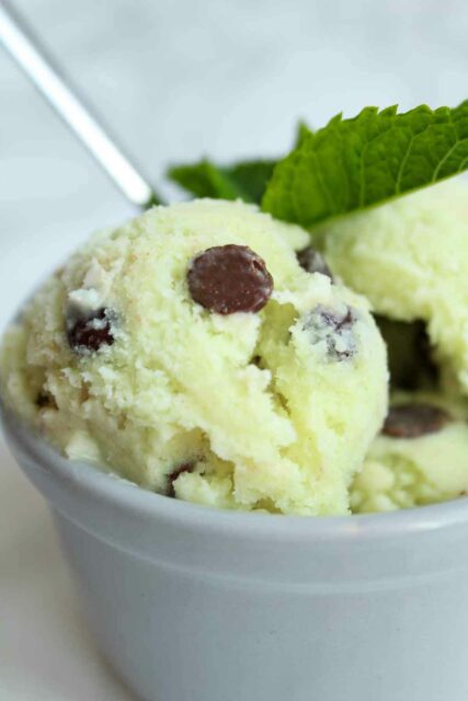 20 Vegan Peppermint Desserts - BakedbyClo | Vegan Dessert Blog
